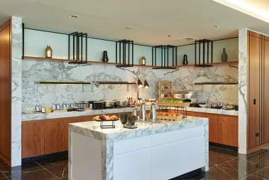 HOTEL – DOUBLETREE PERTH – Far Near Or Here